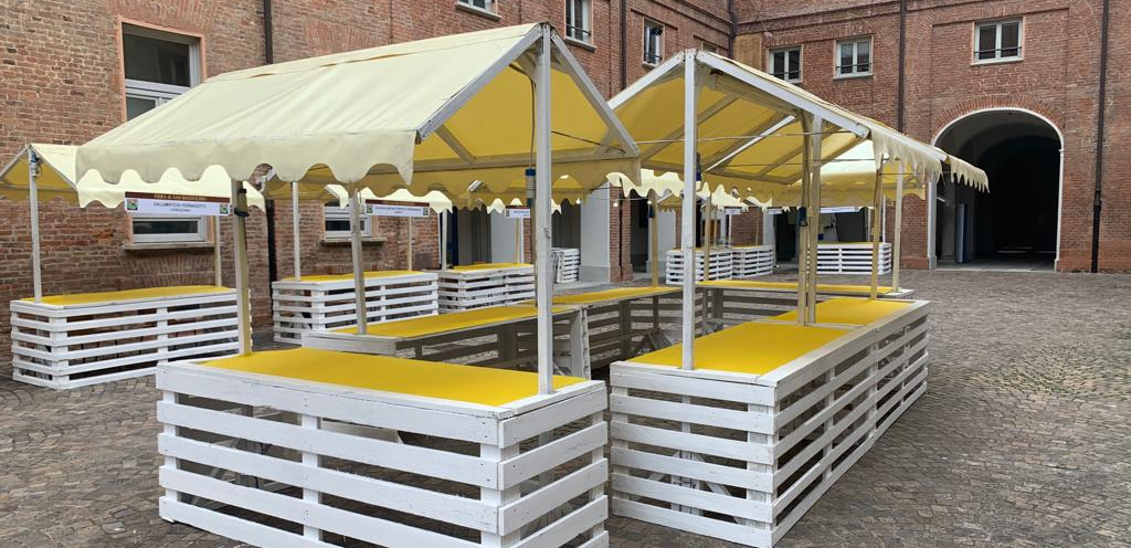 Bancarelle - Parma - Gruppo Michelotti